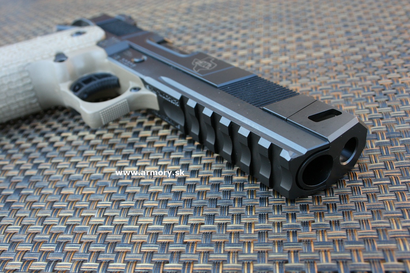 STI Costa Carry Comp - Krátke zbrane a pištole - najväčší výber Coltov ...